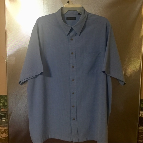 Roundtree & Yorke | Shirts | Mens 3xt Light Blue Shirt With Square Tail ...